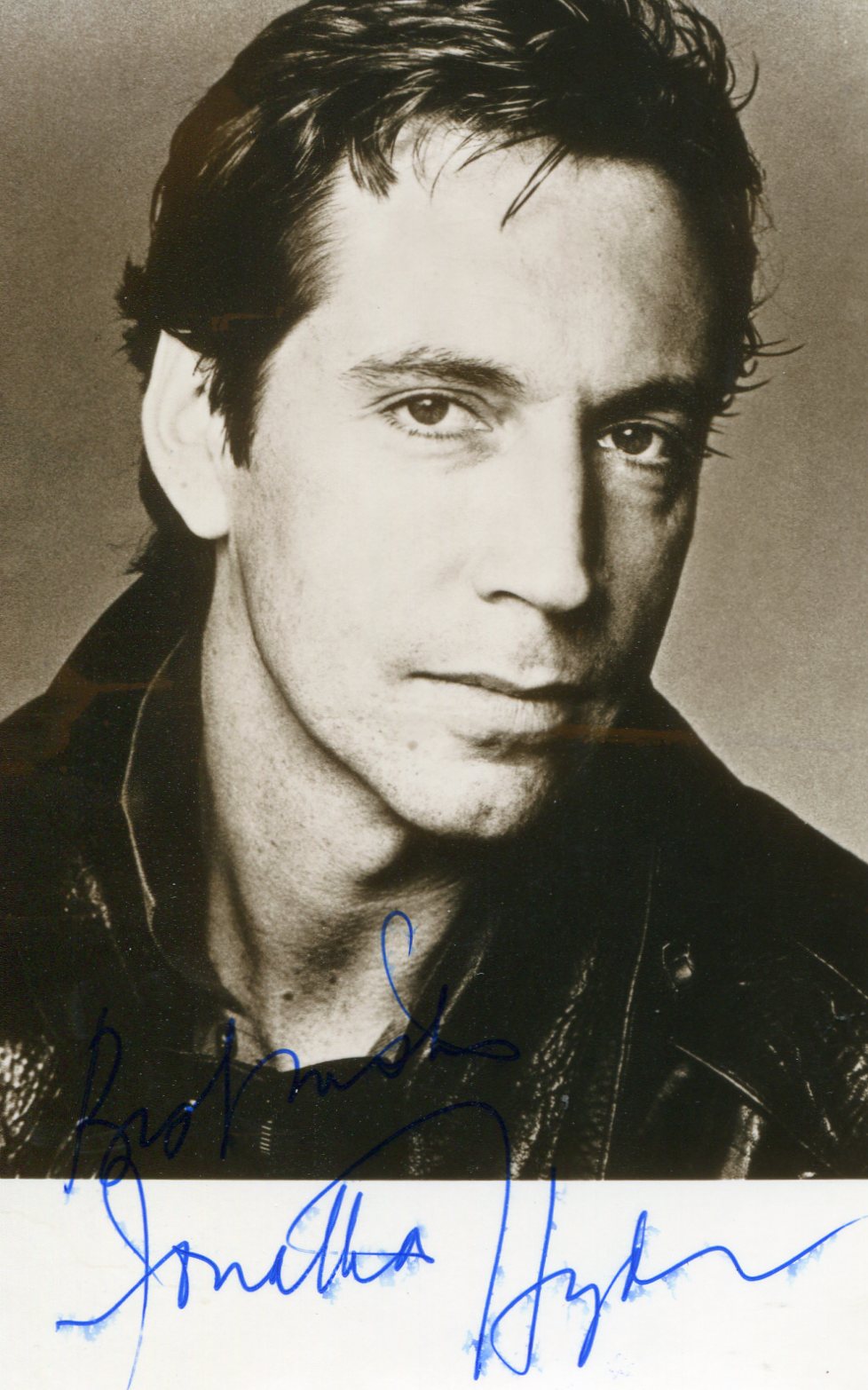 Jonathan Hyde - Liam Bluett