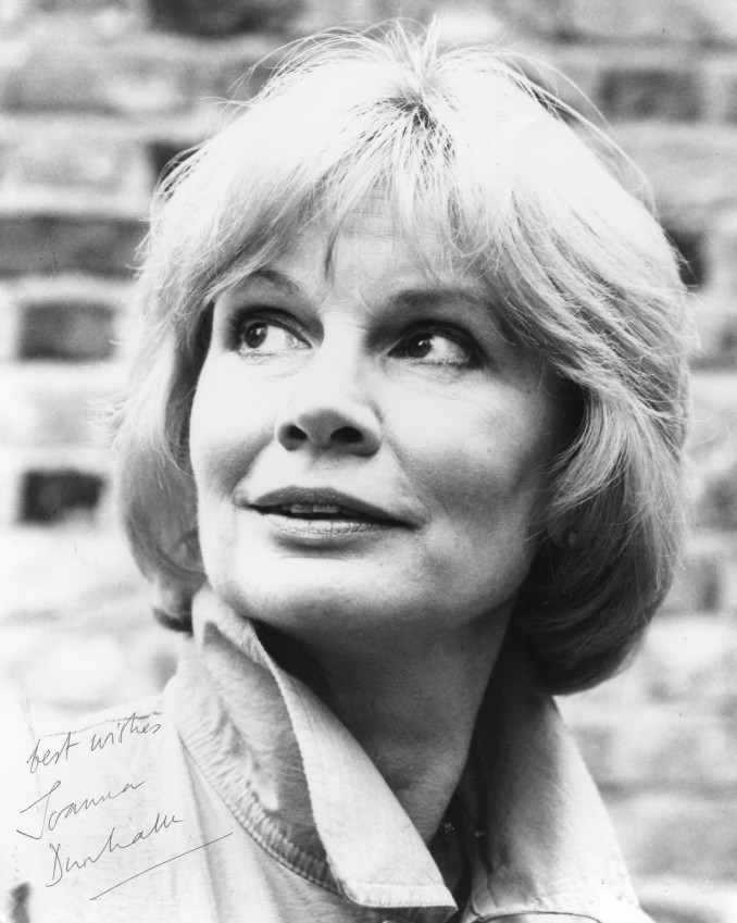 Joanna Dunham – Movies & Autographed Portraits Through The Decades