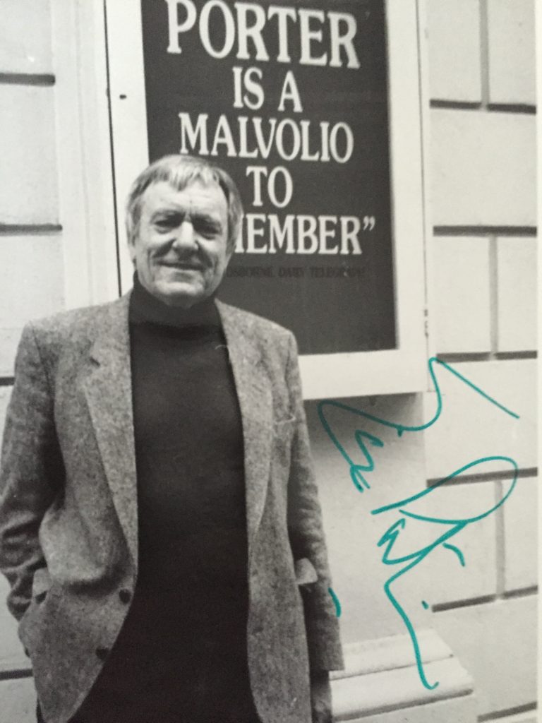 Eric Porter - Liam Bluett