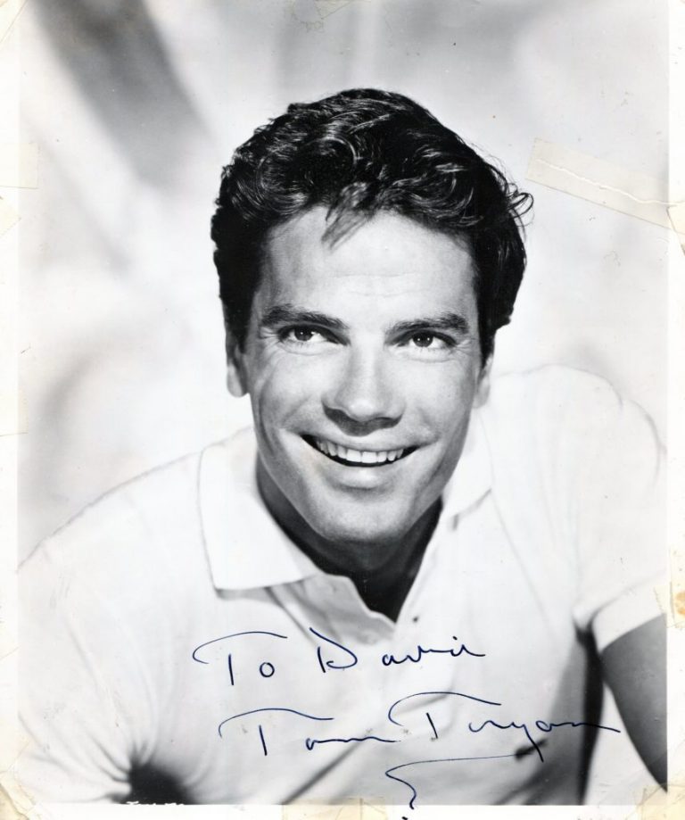 Tom Tryon - Liam Bluett