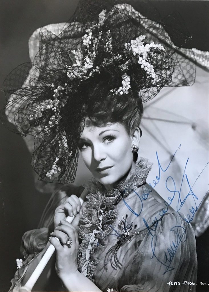 Jean Kent – Movies & Autographed Portraits Through The Decades