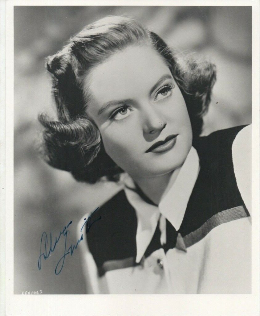 Alexis Smith – Movies & Autographed Portraits Through The Decades