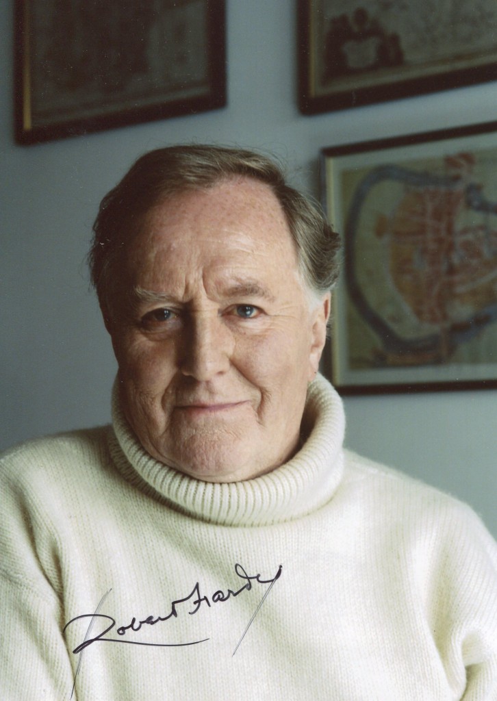 Robert Hardy - Liam Bluett